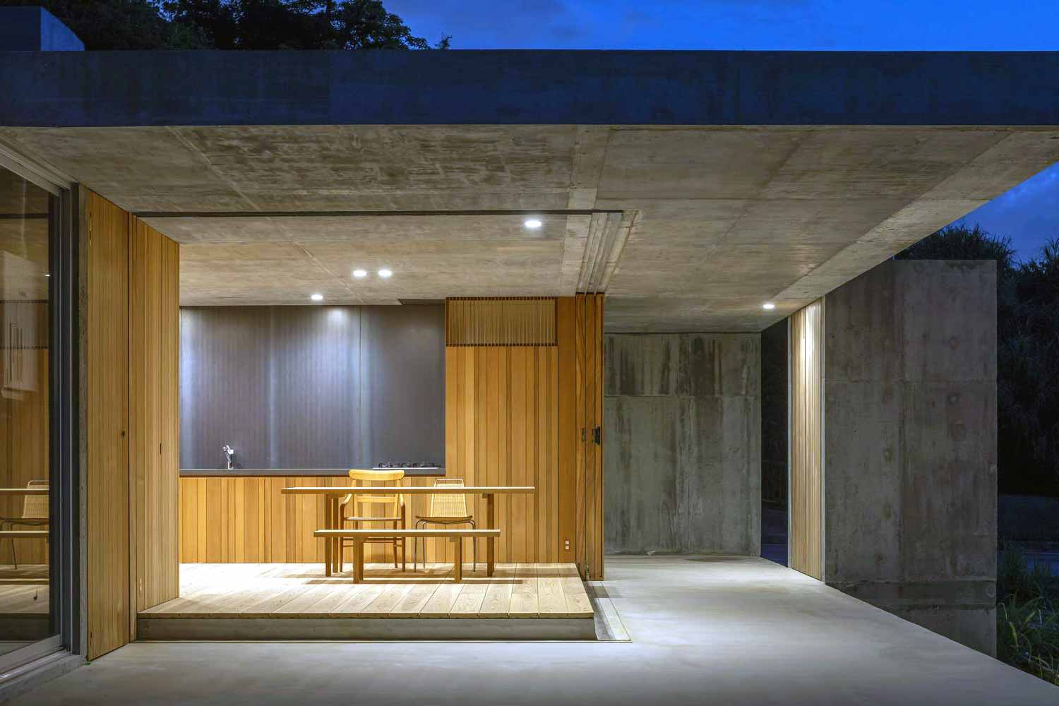 Fashionable Concrete Box House, Open and Spacious With Panoramic View ...