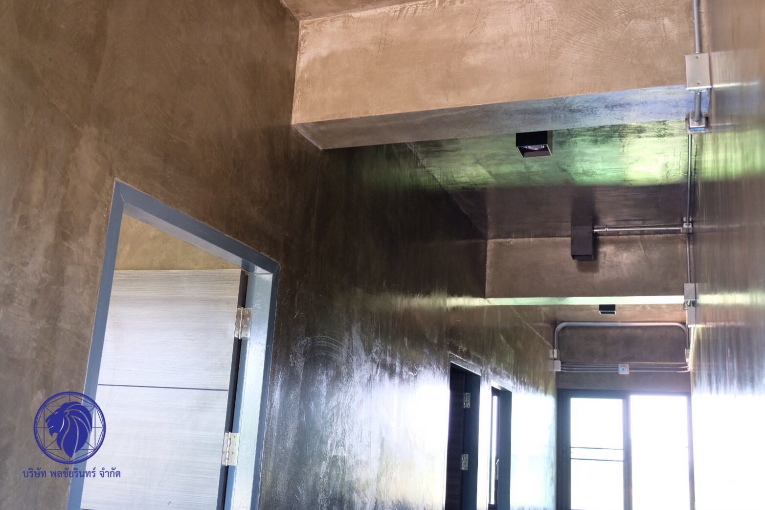 Roof deck house and a multi-purpose basement loft style