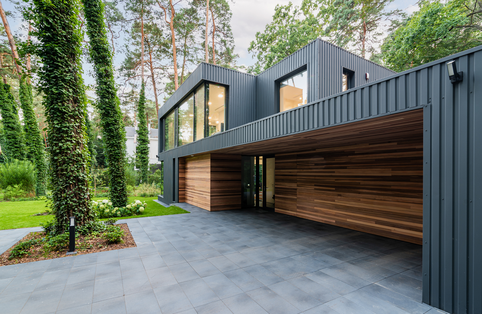 Two-storey Black Box House With Modern Design Blends Perfectly With the ...